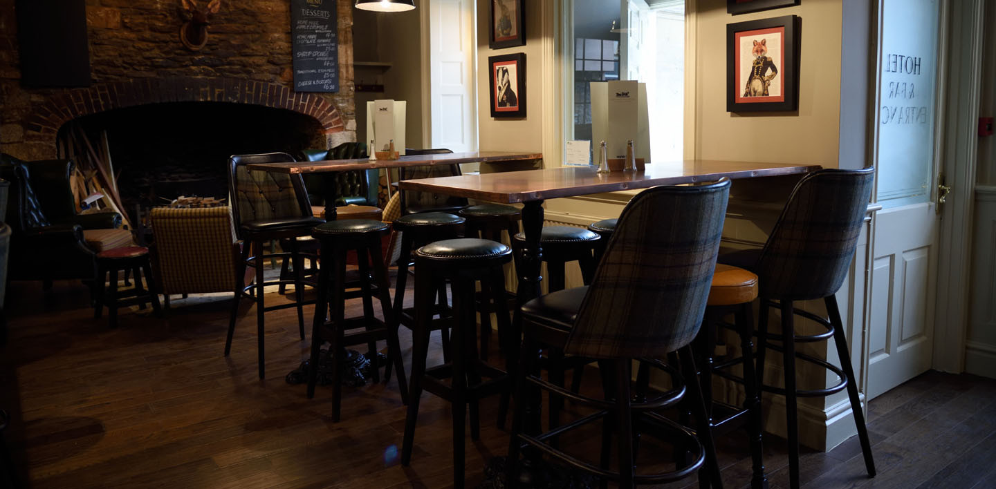 The New Inn Hotel Lechlade on Thames | a charming Cotswold Hotel